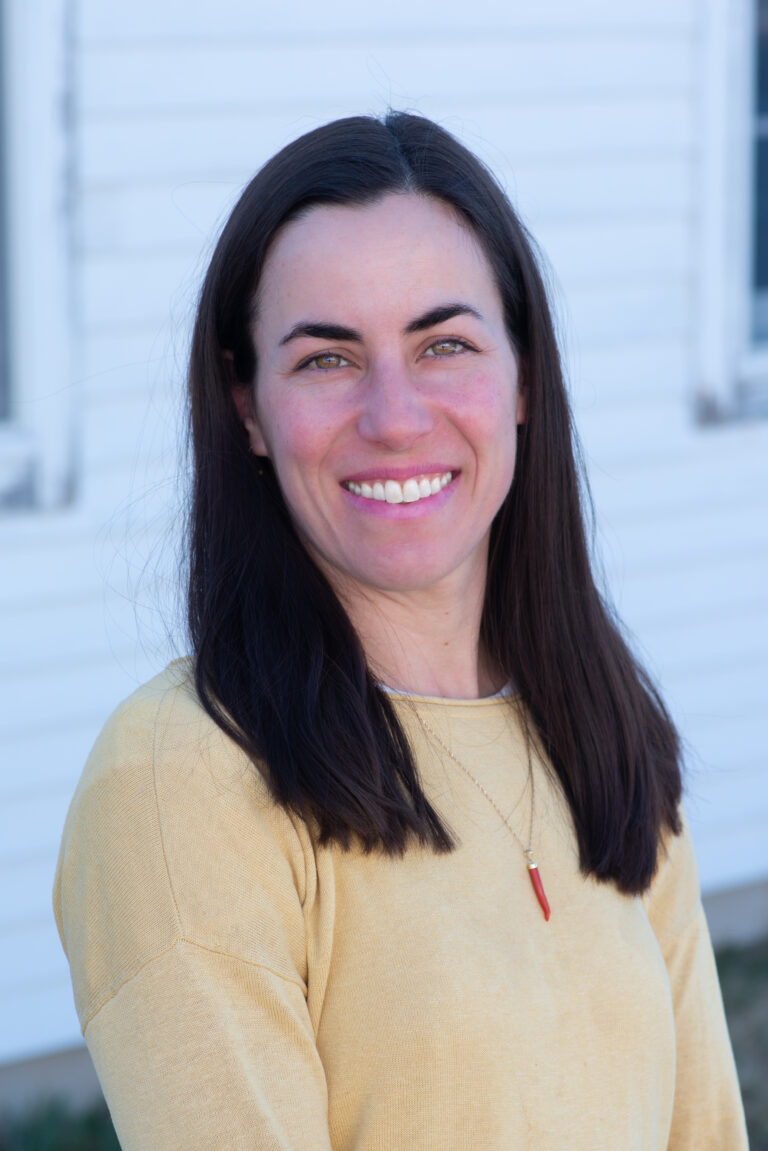 Maureen Troy • The Grapevine